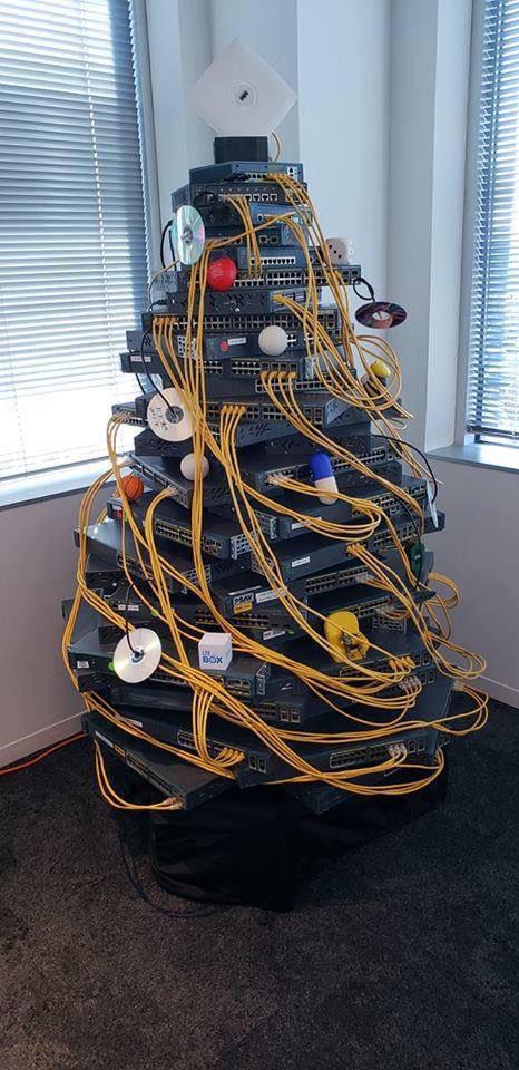 Merry christmas and a happy new year! - Network Guy